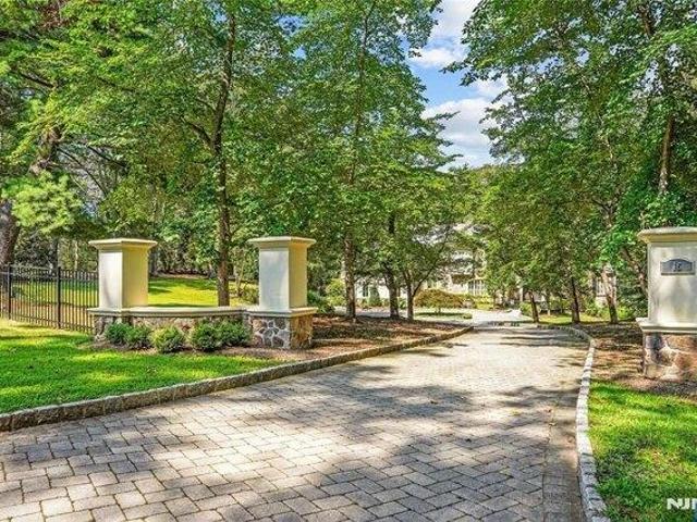 house with 7 bedroom, Saddle River NJ DS101799763