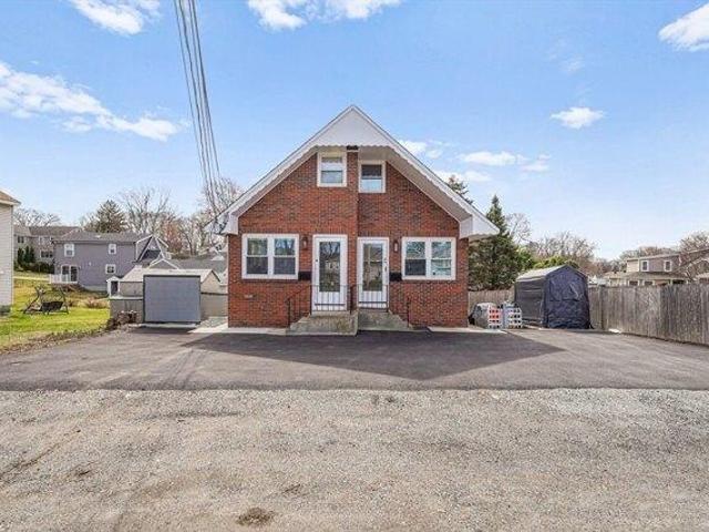 house with 7 bedroom, Shrewsbury MA DLS102369978