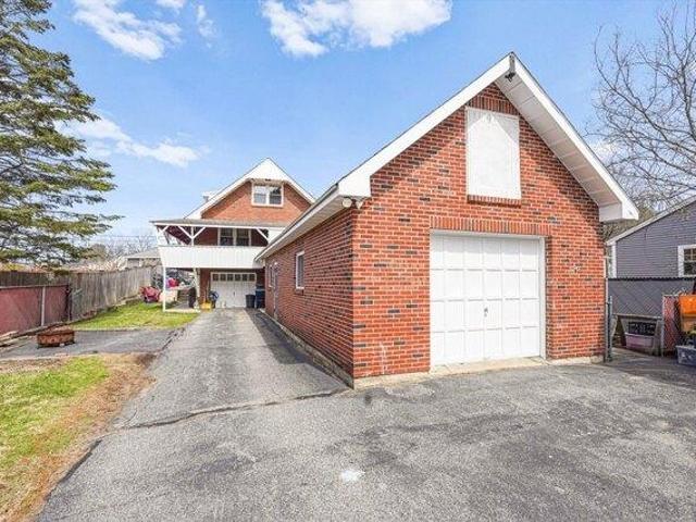 house with 7 bedroom, Shrewsbury MA ES105160047
