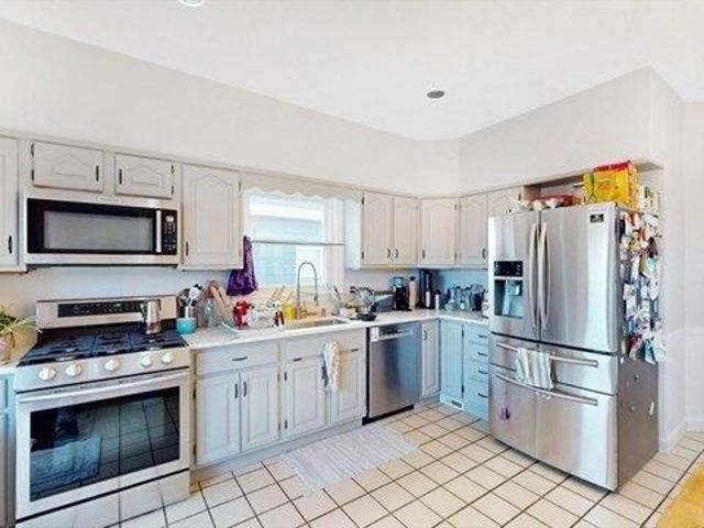 house with 7 bedroom, Somerville MA DS103437330