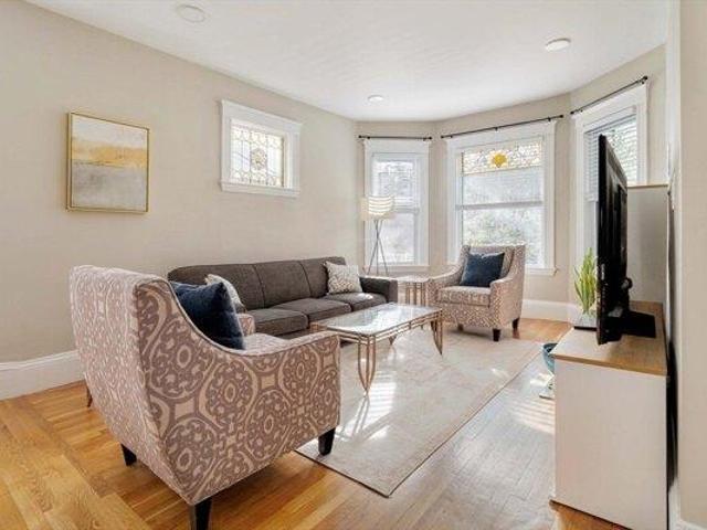 house with 7 bedroom, Somerville MA ES103929716