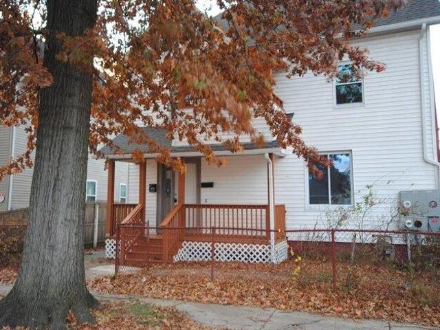 house with 7 bedroom, Springfield MA DLS102371099