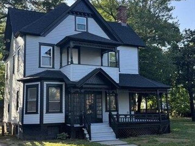 house with 7 bedroom, Springfield MA DS104265389