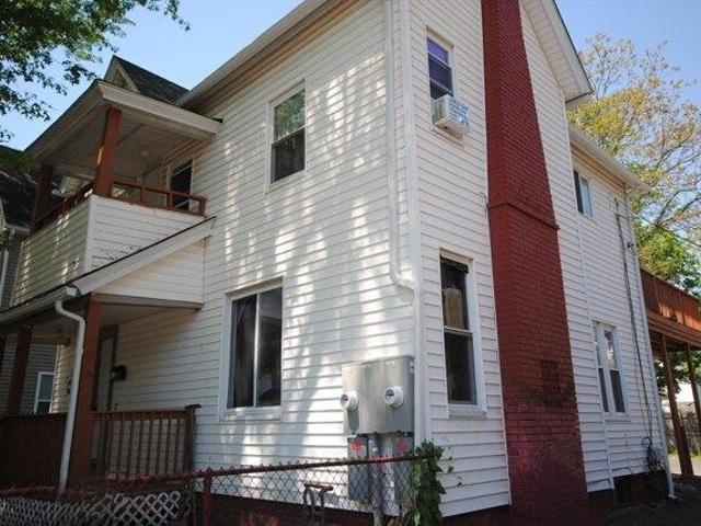 house with 7 bedroom, Springfield MA ES103774556