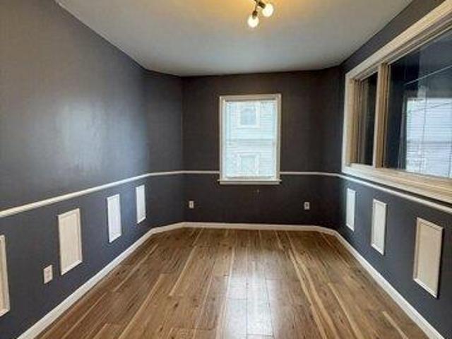 house with 7 bedroom, Springfield MA ES103970245