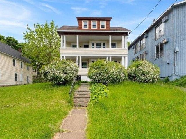 house with 7 bedroom, Syracuse NY ES104909692