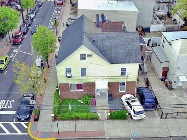 house with 8 bedroom, Union City NJ ES104605929