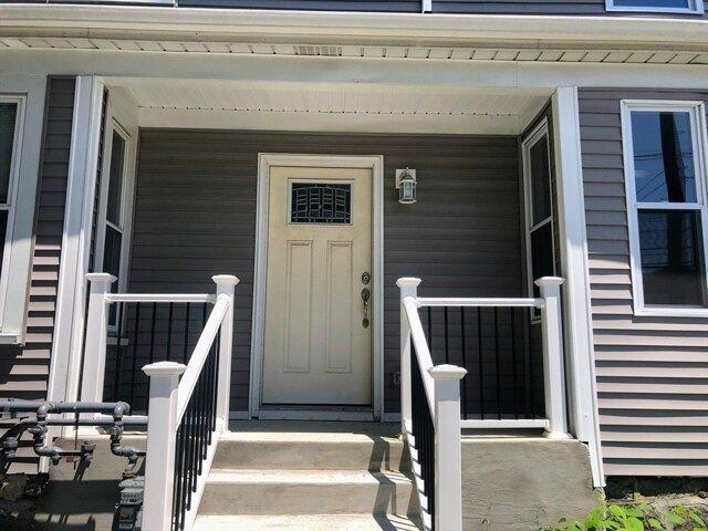 house with 8 bedroom, Waltham MA ES104376155