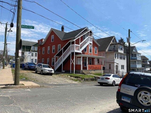 house with 8 bedroom, Waterbury CT DLS102799144
