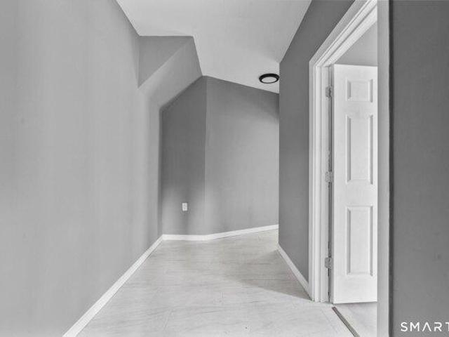 house with 8 bedroom, Waterbury CT ES102824901