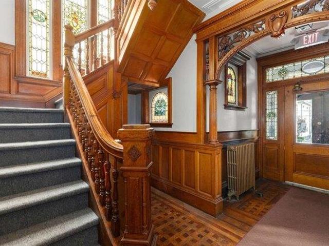 house with 8 bedroom, Weehawken NJ ES105255600