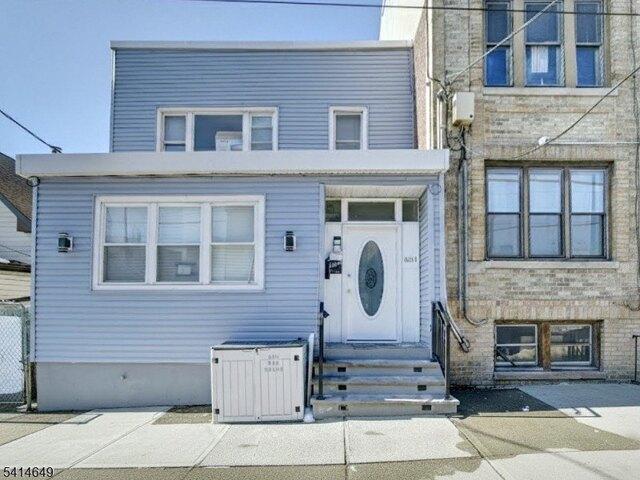 house with 8 bedroom, West New York NJ DS104150533