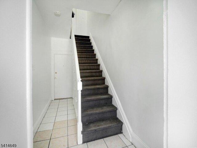 house with 8 bedroom, West New York NJ ES104150533