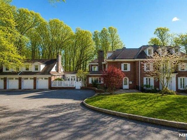 house with 8 bedroom, West Orange NJ DLS102218650