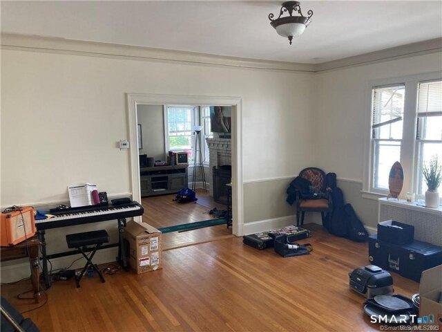 house with 8 bedroom, West Hartford CT ES103434562