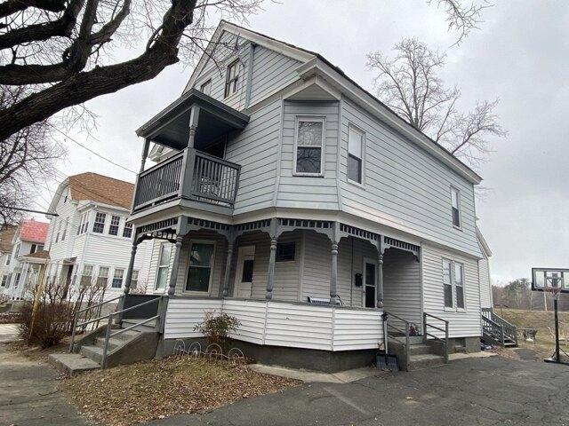 house with 8 bedroom, Westfield MA DLS102585935