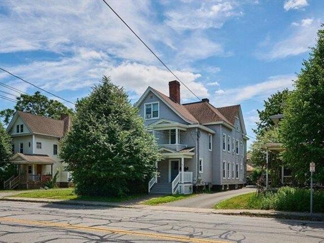 house with 8 bedroom, Westfield MA ES105041357