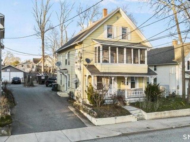 house with 8 bedroom, Windham CT DS102215170