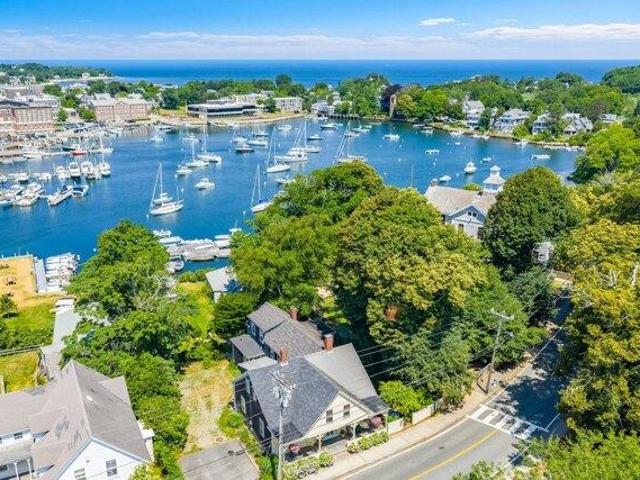 house with 8 bedroom, Woods Hole MA ES104850112