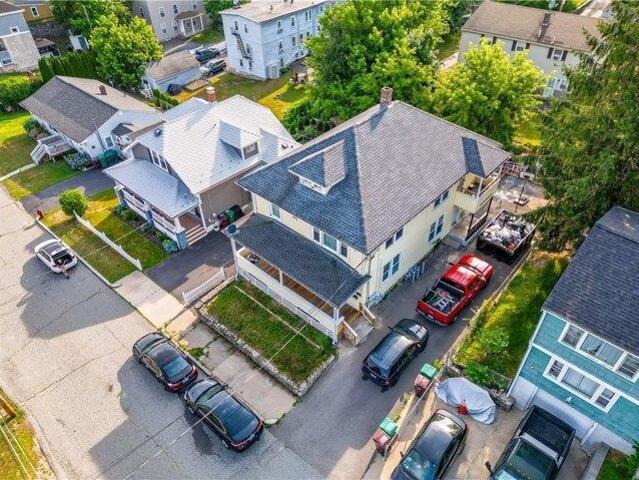 house with 8 bedroom, Woonsocket RI DS103848642