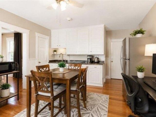 house with 8 bedroom, Woonsocket RI ES104810318