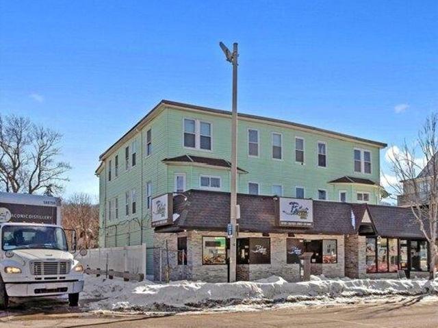 house with 8 bedroom, Worcester MA DS102313334