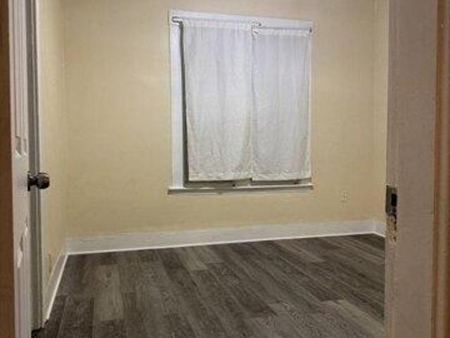 house with 8 bedroom, Worcester MA ES103187635