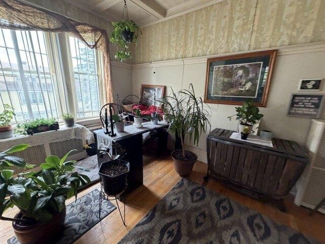 house with 8 bedroom, Worcester MA ES105126596