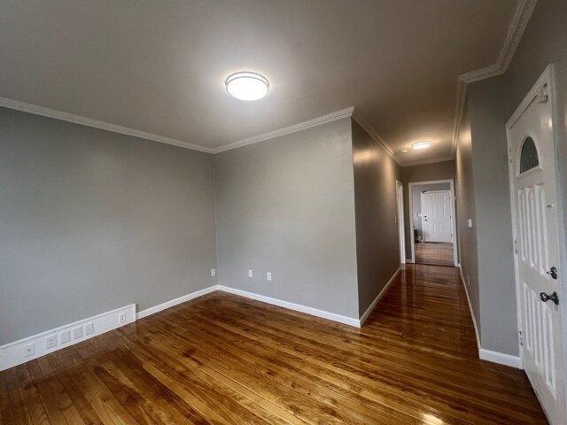 house with 8 bedroom, Worcester MA ES105351698