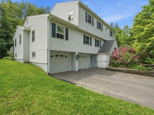 house with 8 bedroom, Amherst MA DLS102923102