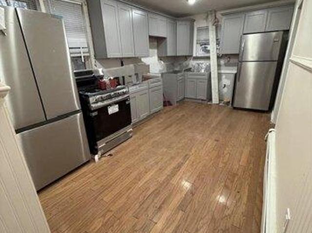 house with 8 bedroom, Bayonne NJ DS104266124
