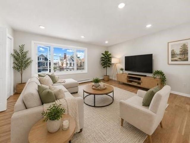 house with 8 bedroom, Bayonne NJ DS104262092