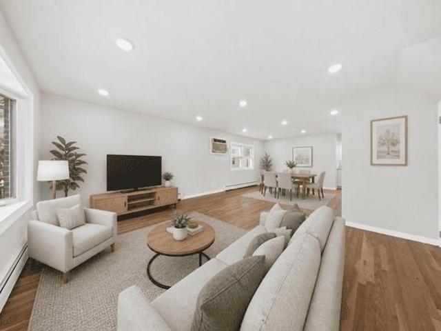 house with 8 bedroom, Bayonne NJ ES104262092