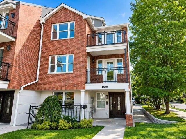 house with 8 bedroom, Bayside NY ES105205673