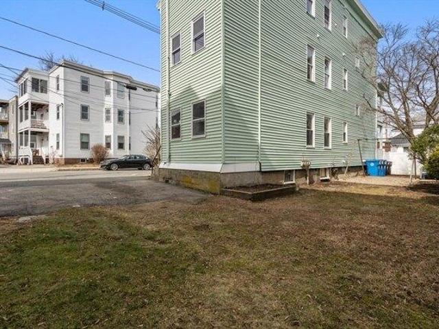 house with 8 bedroom, Belmont MA DLS102707863