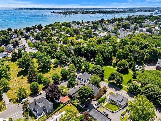 house with 8 bedroom, Beverly MA ES105093434