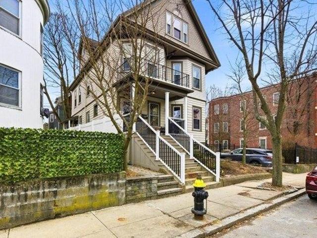 house with 8 bedroom, Boston MA DS102565575