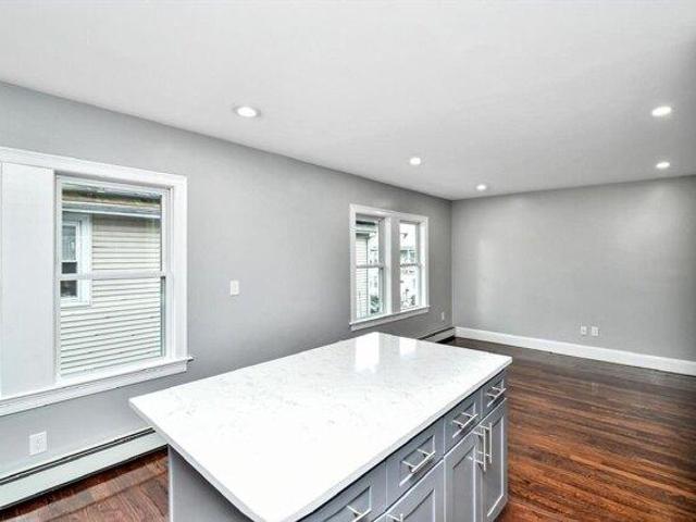 house with 8 bedroom, Boston MA DS102860182