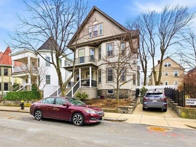 house with 8 bedroom, Boston MA ES102961594