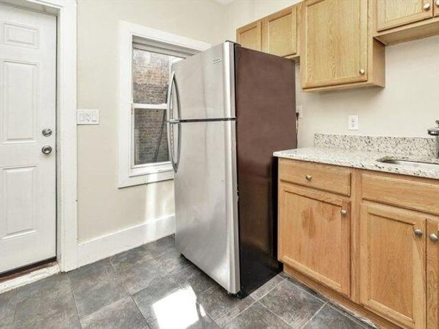 house with 8 bedroom, Boston MA ES103432652