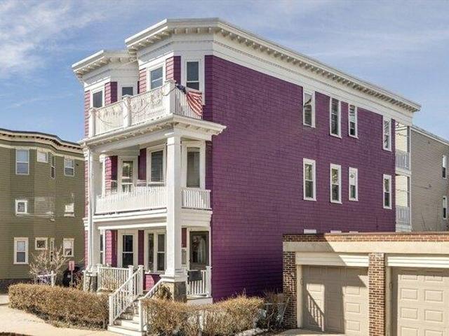 house with 8 bedroom, Boston MA ES103159082