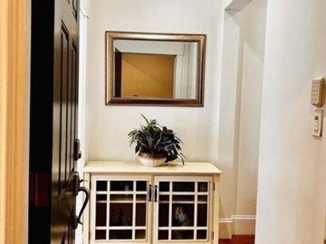 house with 8 bedroom, Boston MA ES104791221