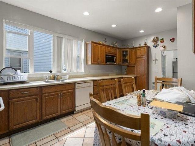 house with 8 bedroom, Boston MA ES104921063