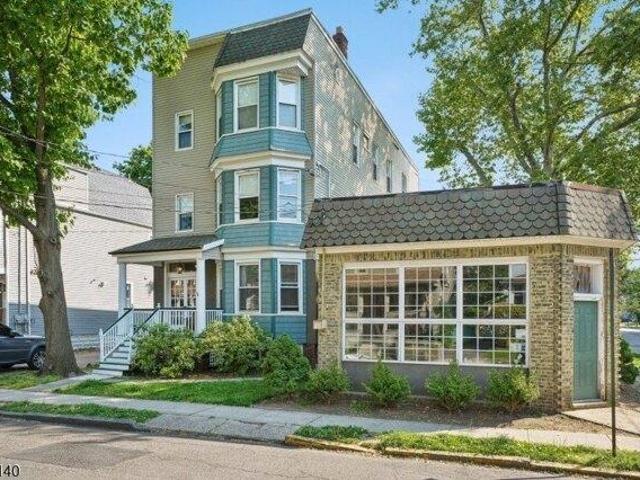 house with 8 bedroom, Bloomfield NJ DS104373729