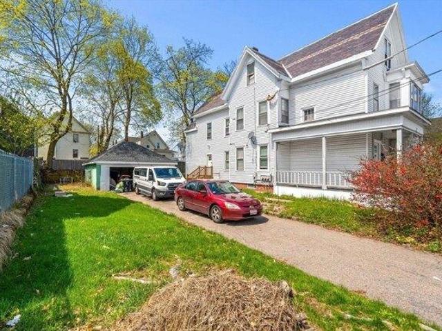 house with 8 bedroom, Brockton MA DLS101859388