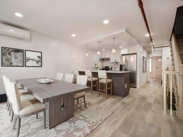 house with 8 bedroom, Brooklyn NY DLS101800995