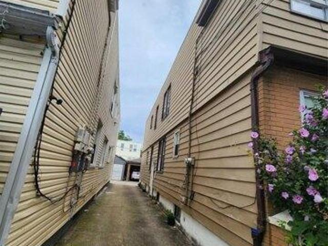 house with 8 bedroom, Brooklyn NY DLS102282392