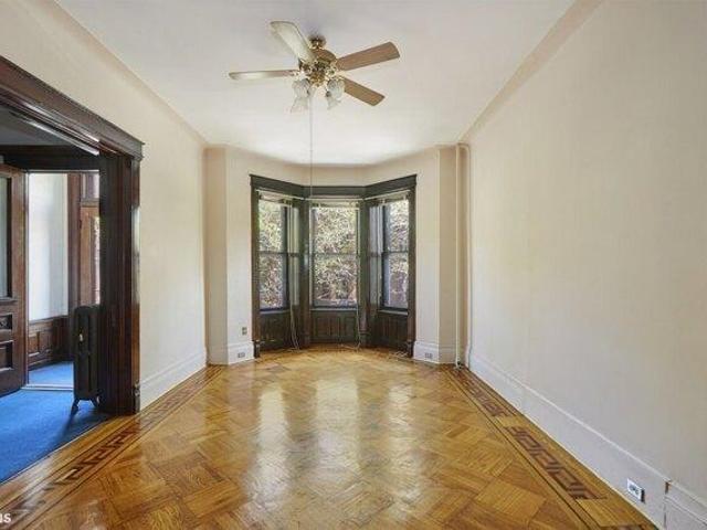 house with 8 bedroom, Brooklyn NY DS102281414