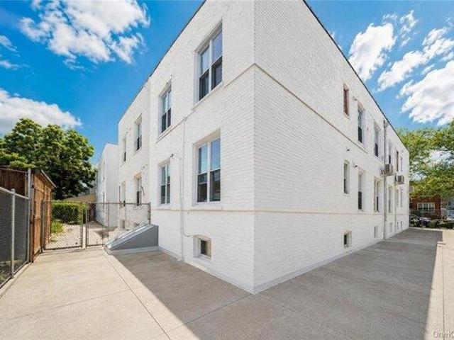 house with 8 bedroom, Brooklyn NY ES103619873