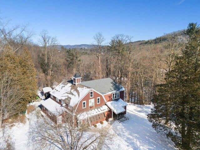 house with 8 bedroom, Brattleboro VT DLS102447860